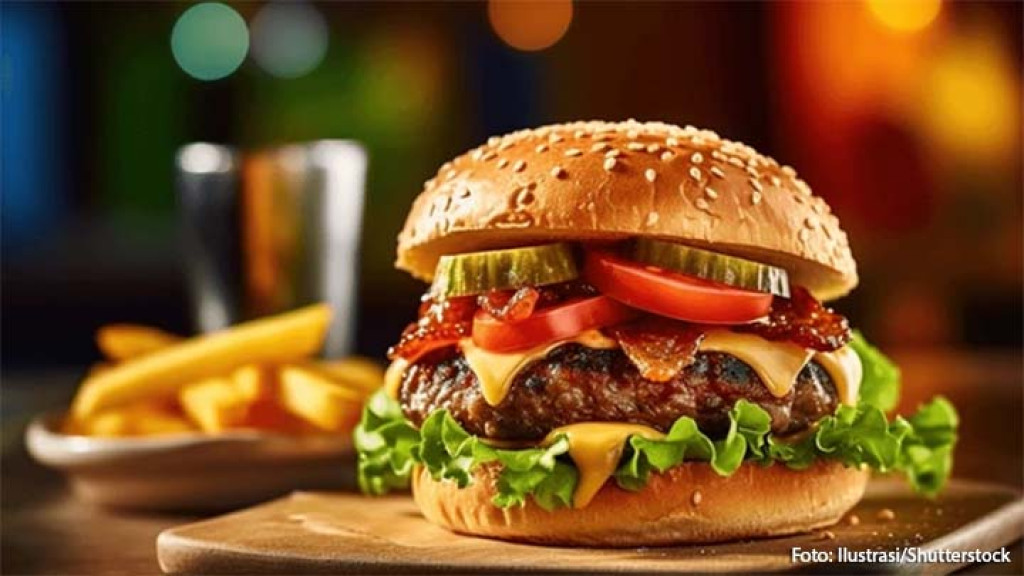 Eksplorasi Sejarah Burger: Dari Roti Bundar hingga Patty Daging ...