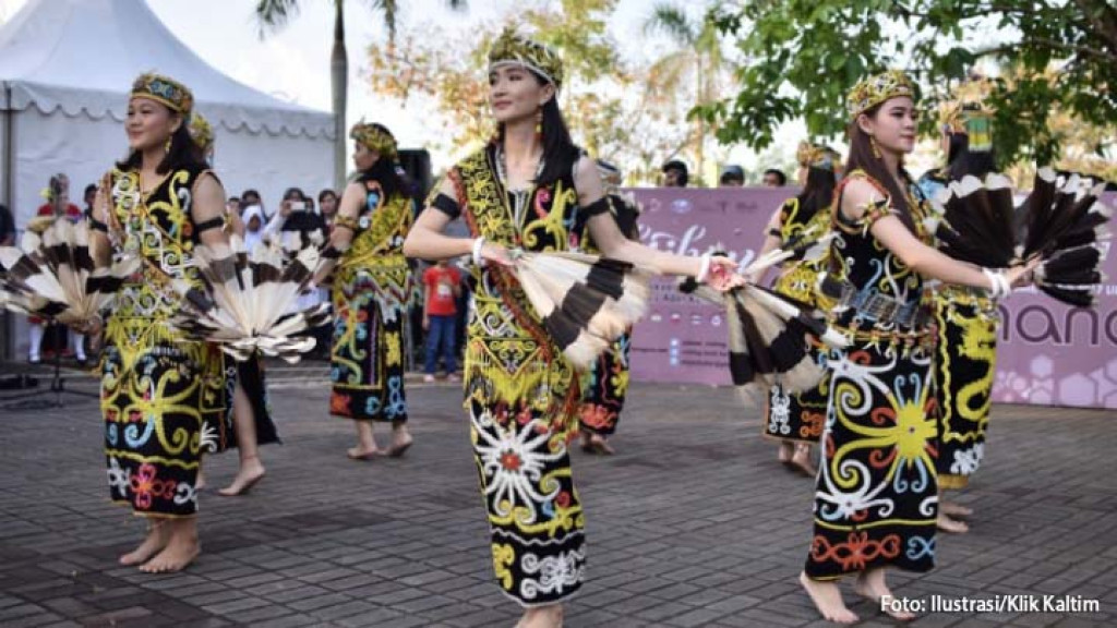 Menelusuri Makna Lagu Indung Indung dari Kalimantan Timur - Koropak.Co.ID