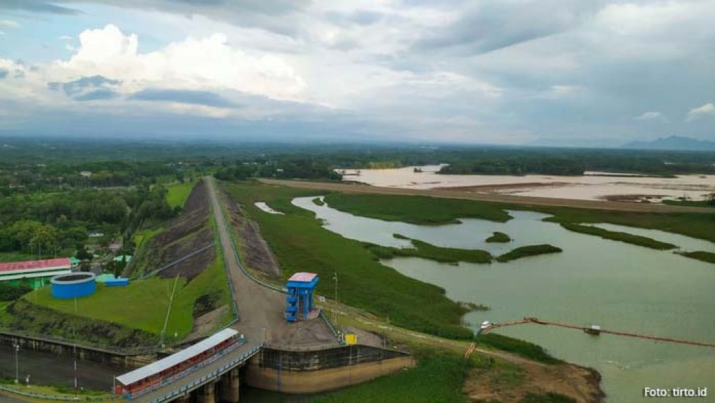 Sejarah Waduk Gajah Mungkur Wonogiri, Epos Pengorbanan dan Semangat ...